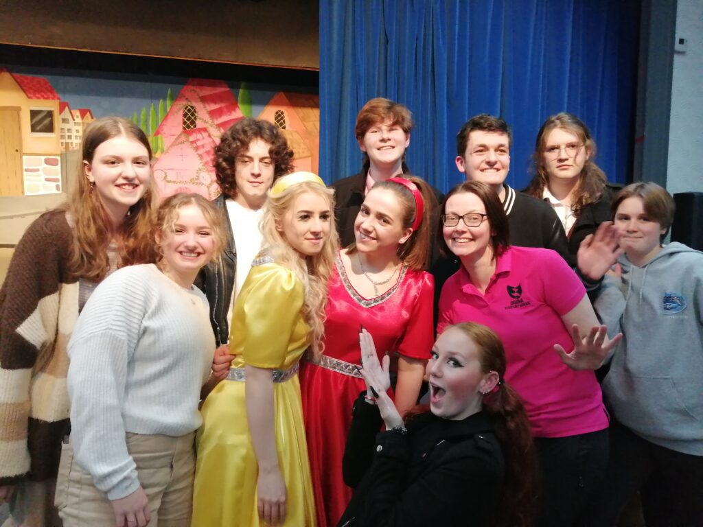 He's behind you! - Titus Salt School